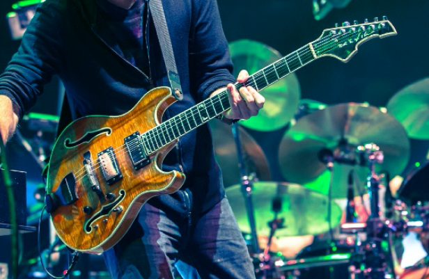 Trey’s Guitars – Trey's Guitar Rig